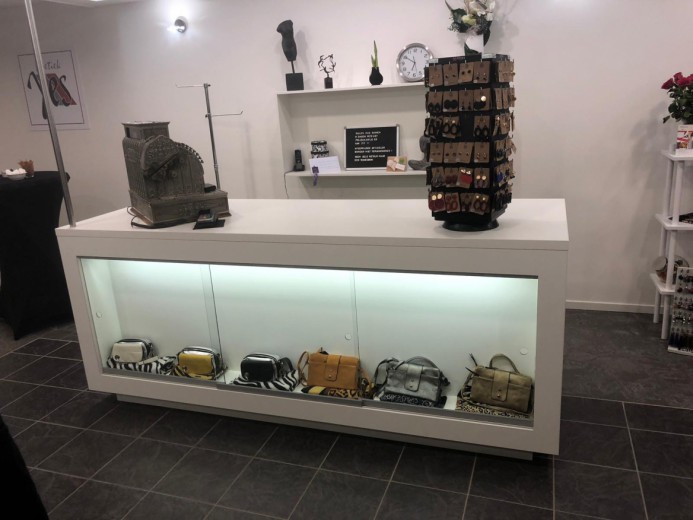 Opening nieuwe winkel Boetiek Yes - Fashion kledingwinkel